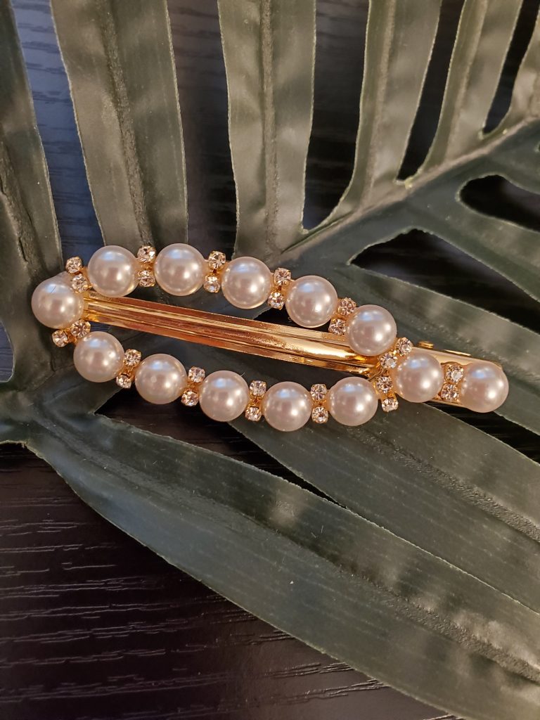 Pearl Oval Shaped Hair Clip - Kenz Boutique