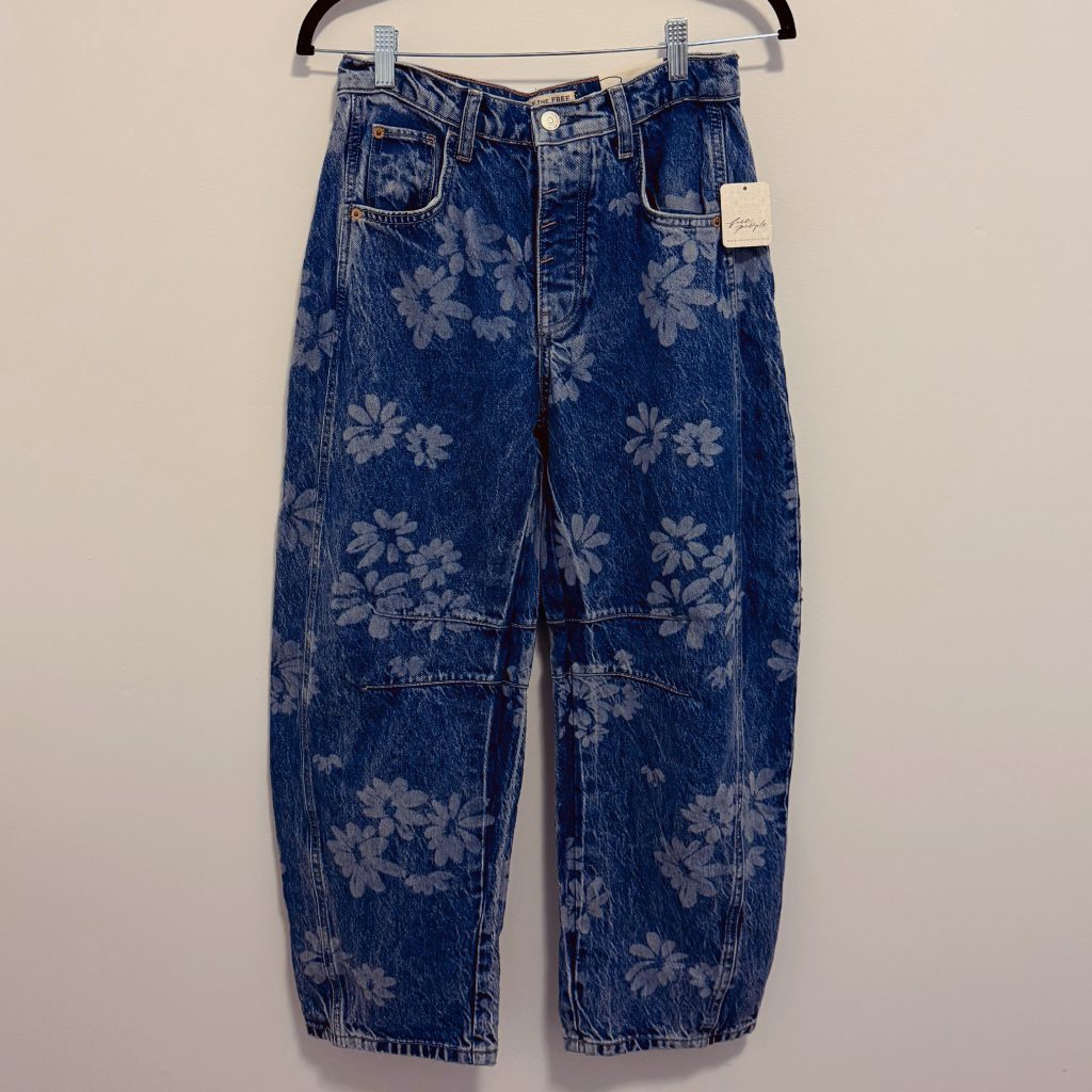 Free People - Good Luck Printed Barrel - Laser Daisy - Kenz Boutique